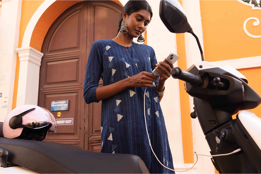 VIDA VX2 Plus Electric Scooter | Long Range, Powerful Ride